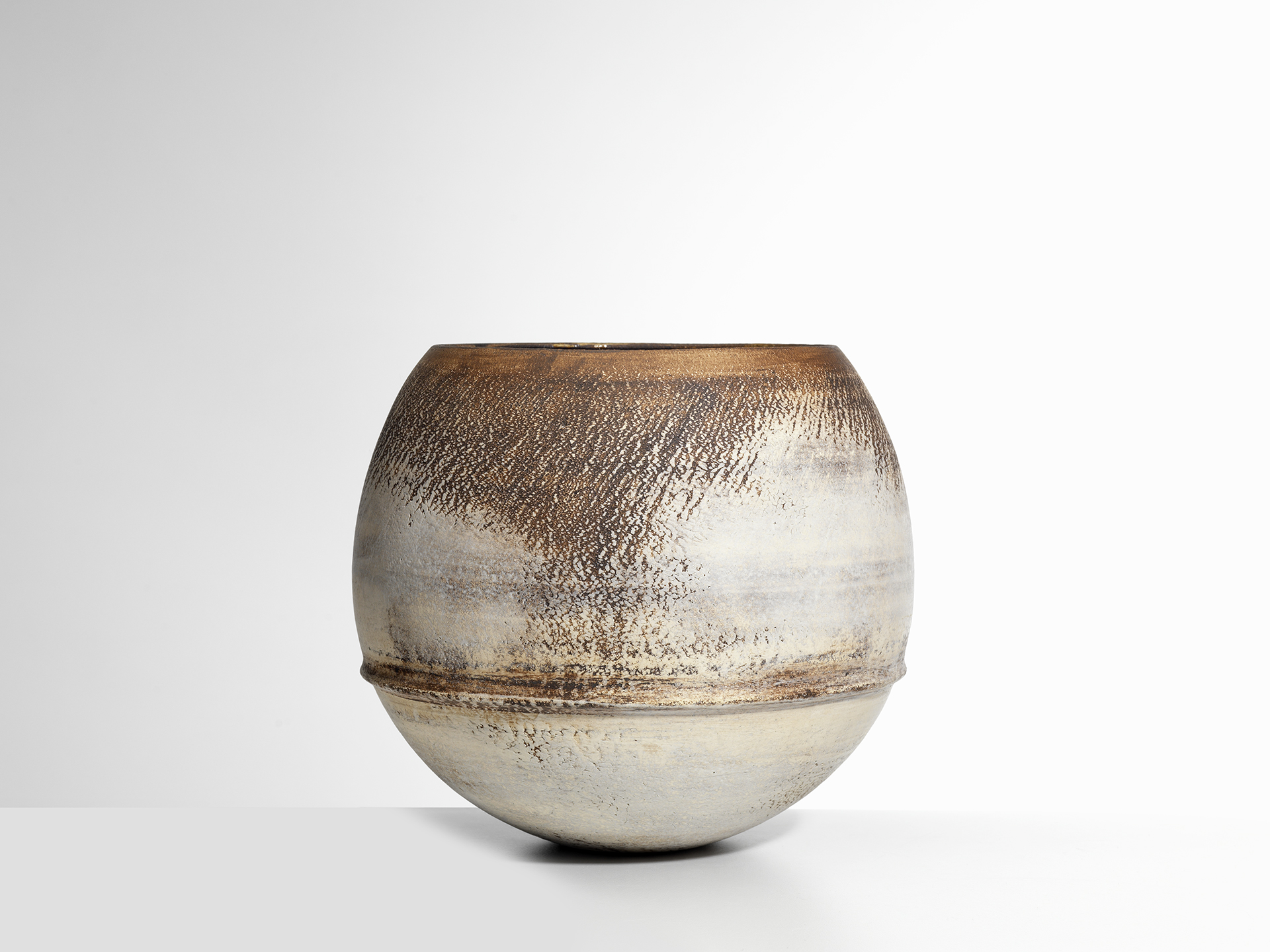 Hans Coper HC-0031 - Erskine Hall & Coe